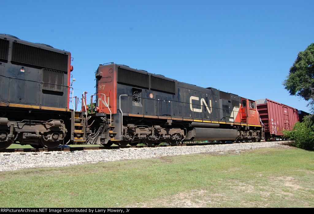 CN 5637